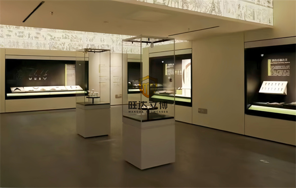 Glass-top museum grade freestanding display cases,showcases,cabinets